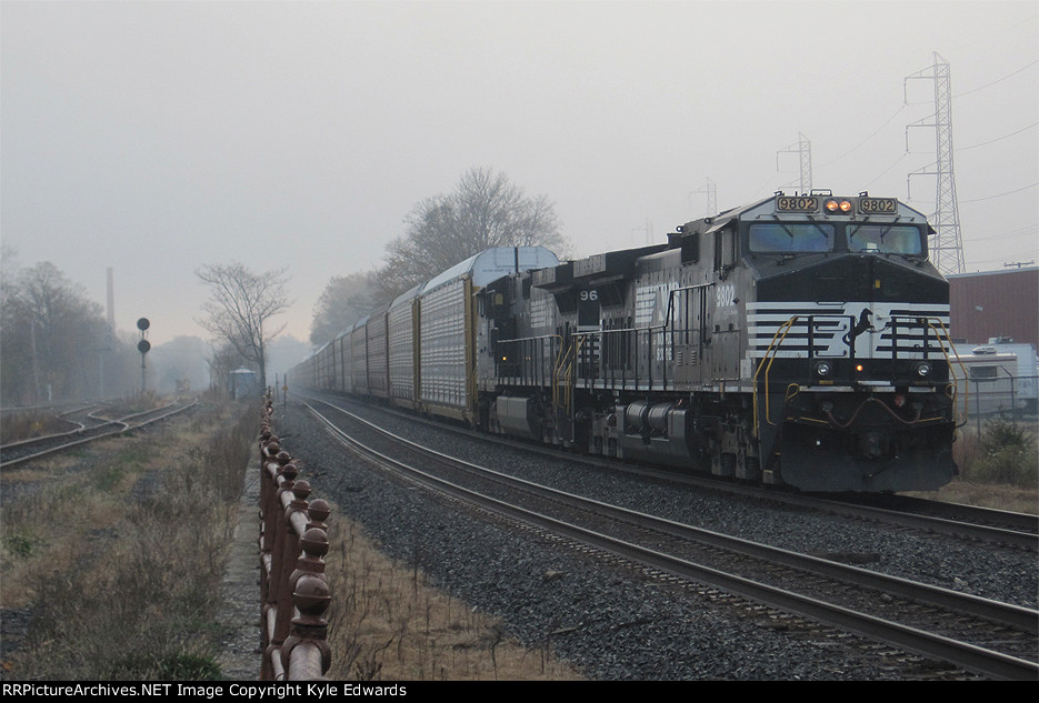 NS C40-9W #9802 on 11J